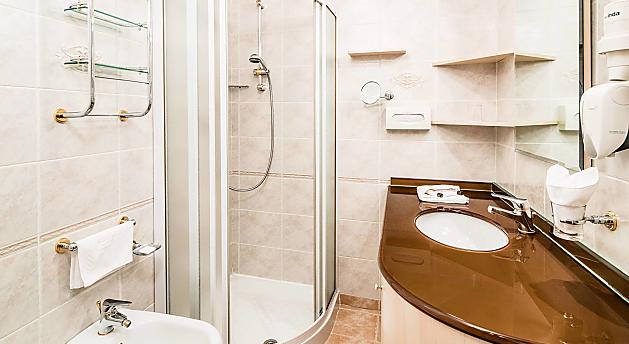 Zimmer & Suiten - Detail | Almhof Call 4*S - Dolomiten